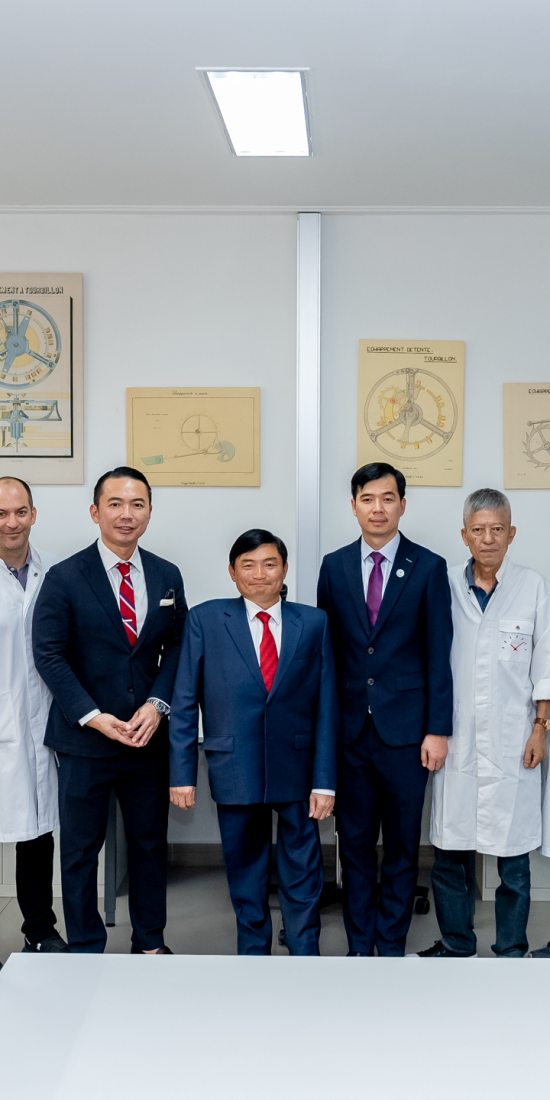 Labour Minister H.E. Heng Sour and SDF CEO Ky Sokkim Tour Prince ...