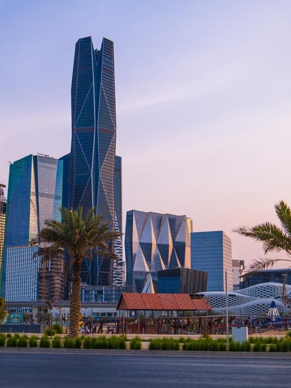 Saudi Arabia Shifts Strategy on Oil Pricing and Output — Arabian Post