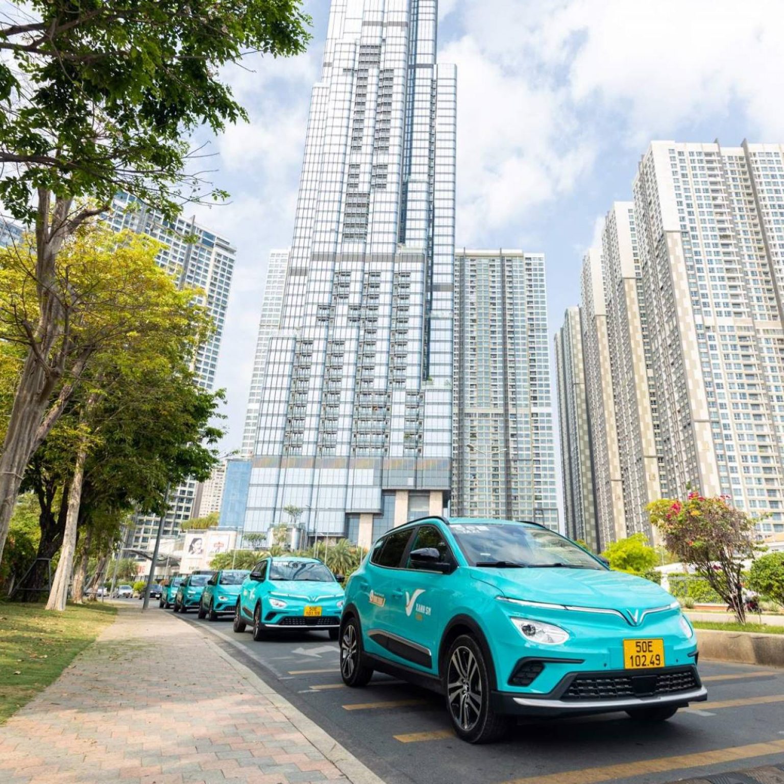 Hedge Funds Expand Into Dubai as Moore Capital Spin-Off JJJ Enters ...